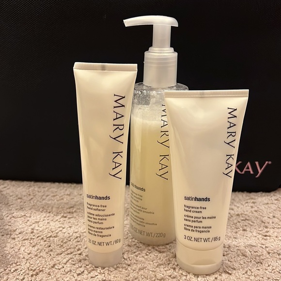 Mary Kay | Bath & Body | Mary Kay Satin Hands Pampering Set ...